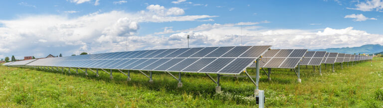 Ground Mounted Solar Plants: Benefits & Installation Guide